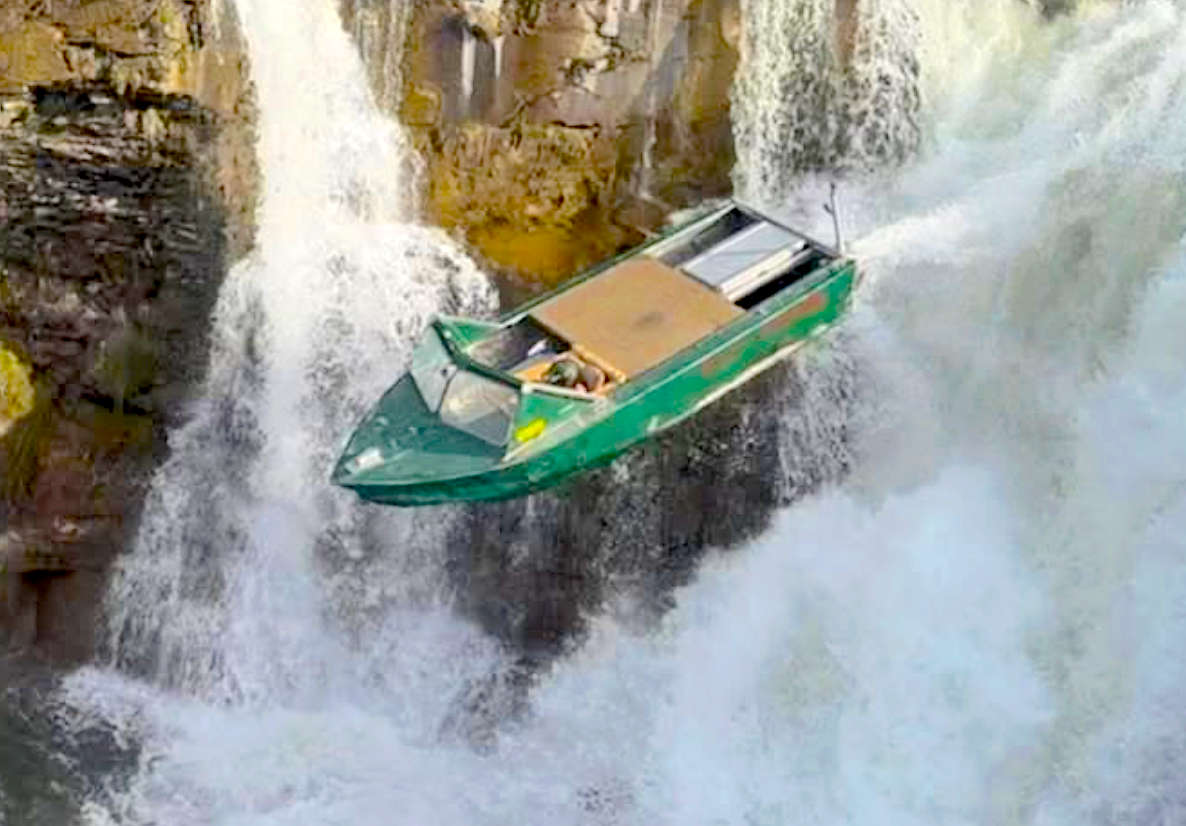 Dusty Friesen Jumps Jet Boat Off 40ft Waterfall World Record ...